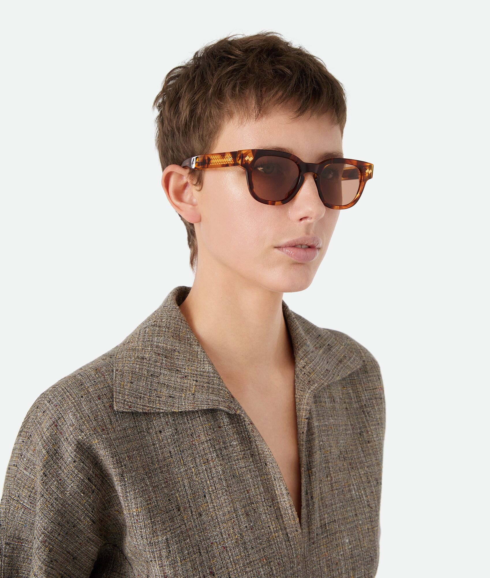 Intrecciato Panthos Sunglasses in Havana/brown | Bottega Veneta TH