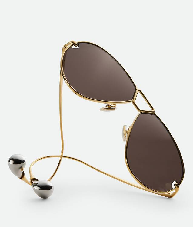 Óculos de sol Drop Aviador em Gold/grey | Bottega Veneta BR