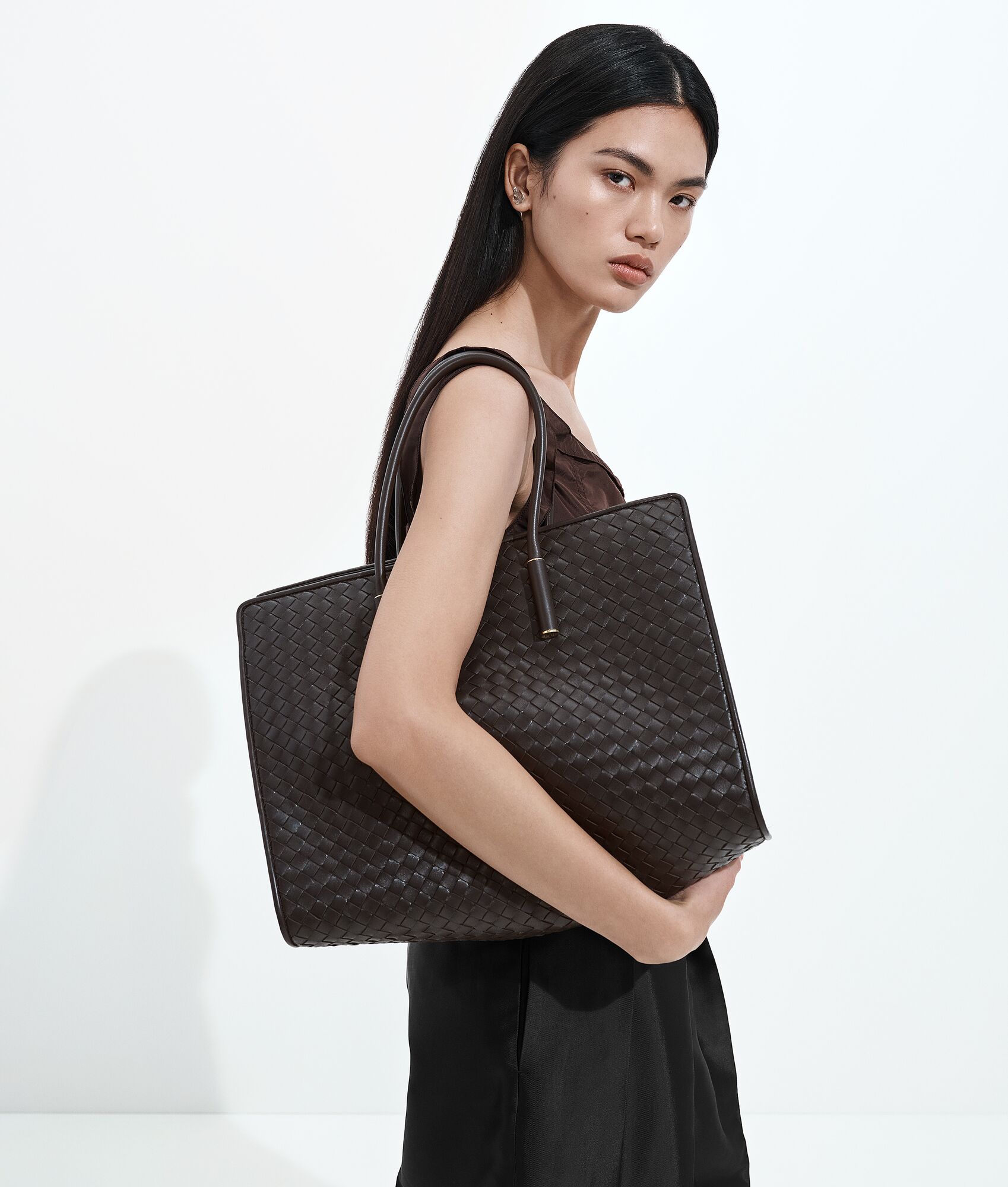 Women's Barbara Tote in Espresso | Bottega Veneta SE