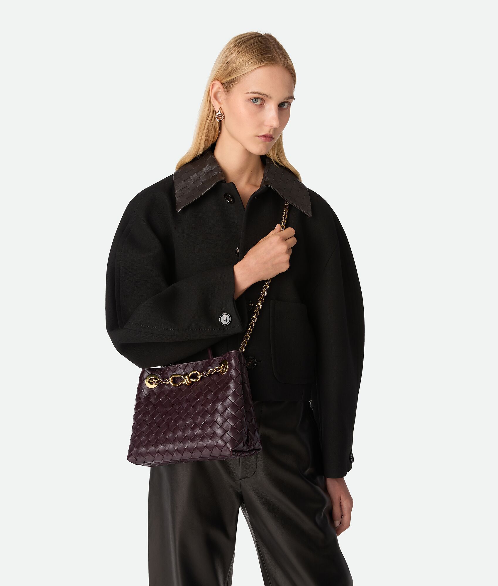 Women's Small Andiamo Chain in Dark barolo | Bottega Veneta MY