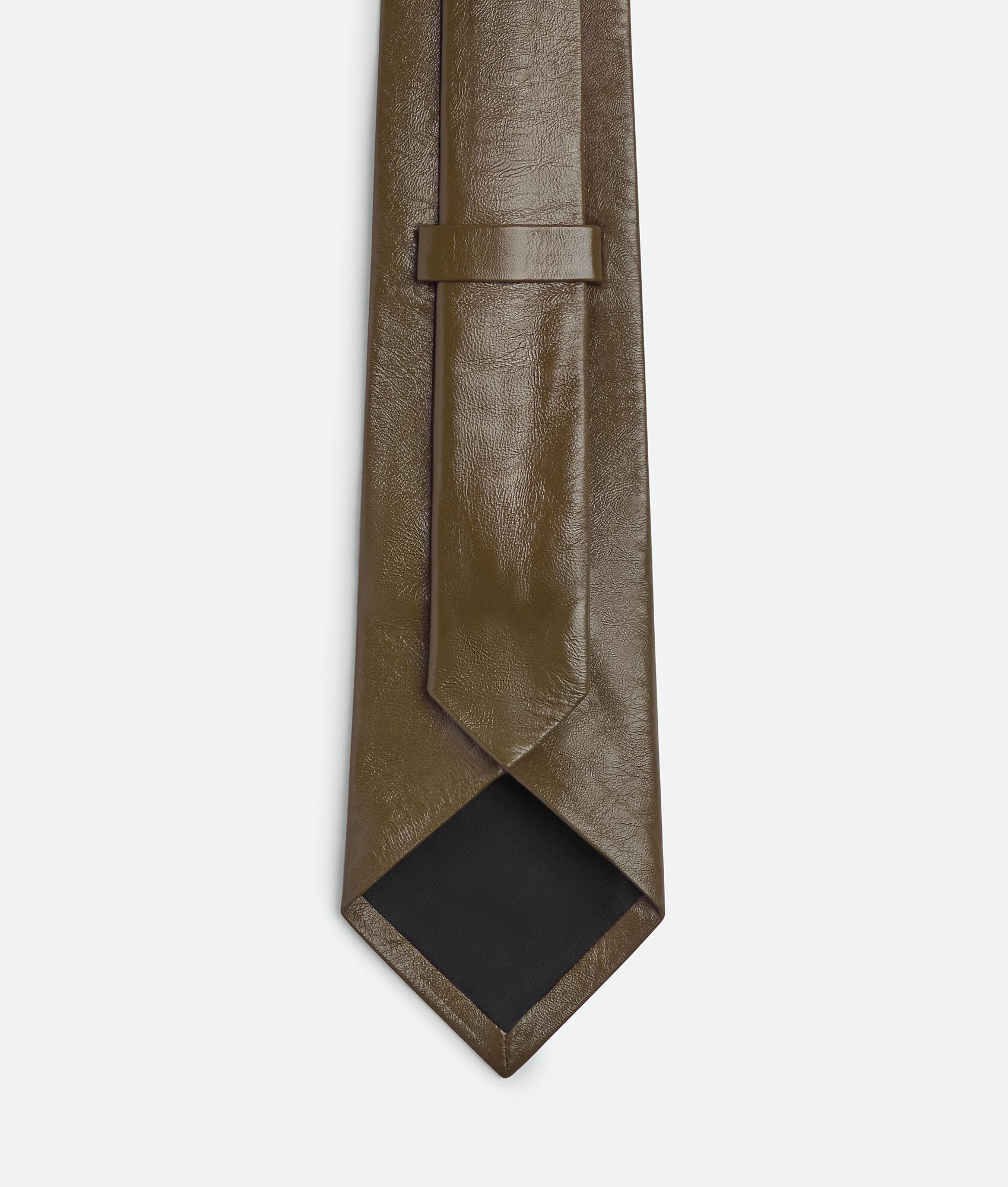 Bottega Veneta® Men's Shiny Leather Tie in Olive. Shop online now.