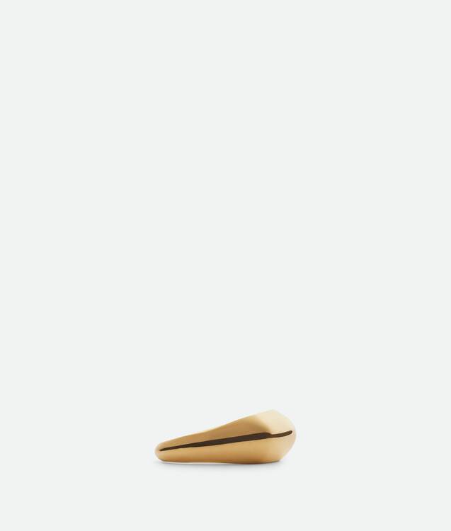 Small Fin Ring in YELLOW GOLD | Bottega Veneta® US