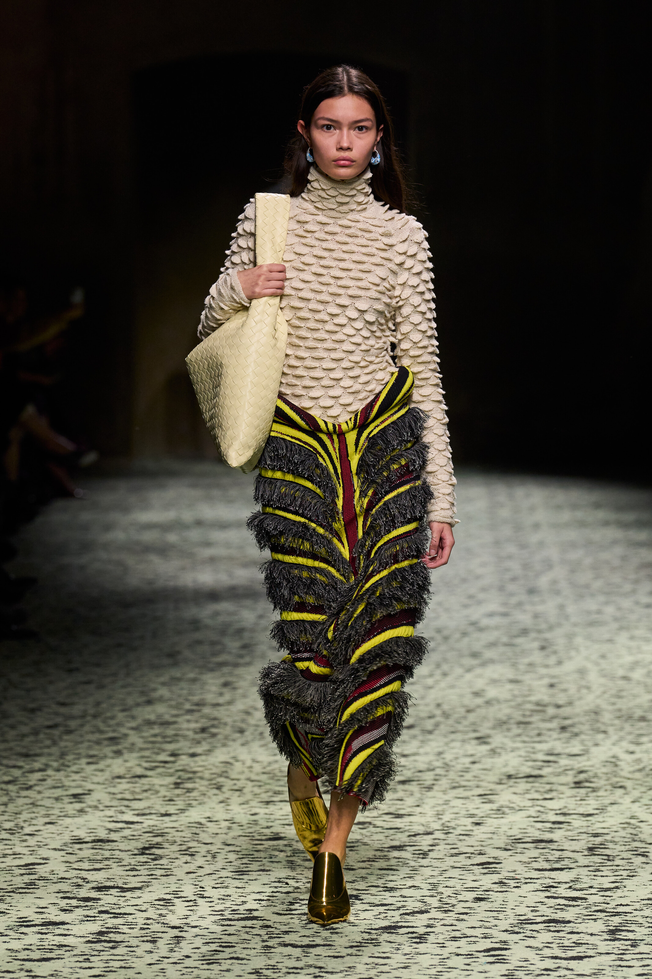 WINTER 2023-冬季时装秀-BV 2023时装秀造型 | Bottega Veneta葆蝶家中国官方网站 | Bottega Veneta