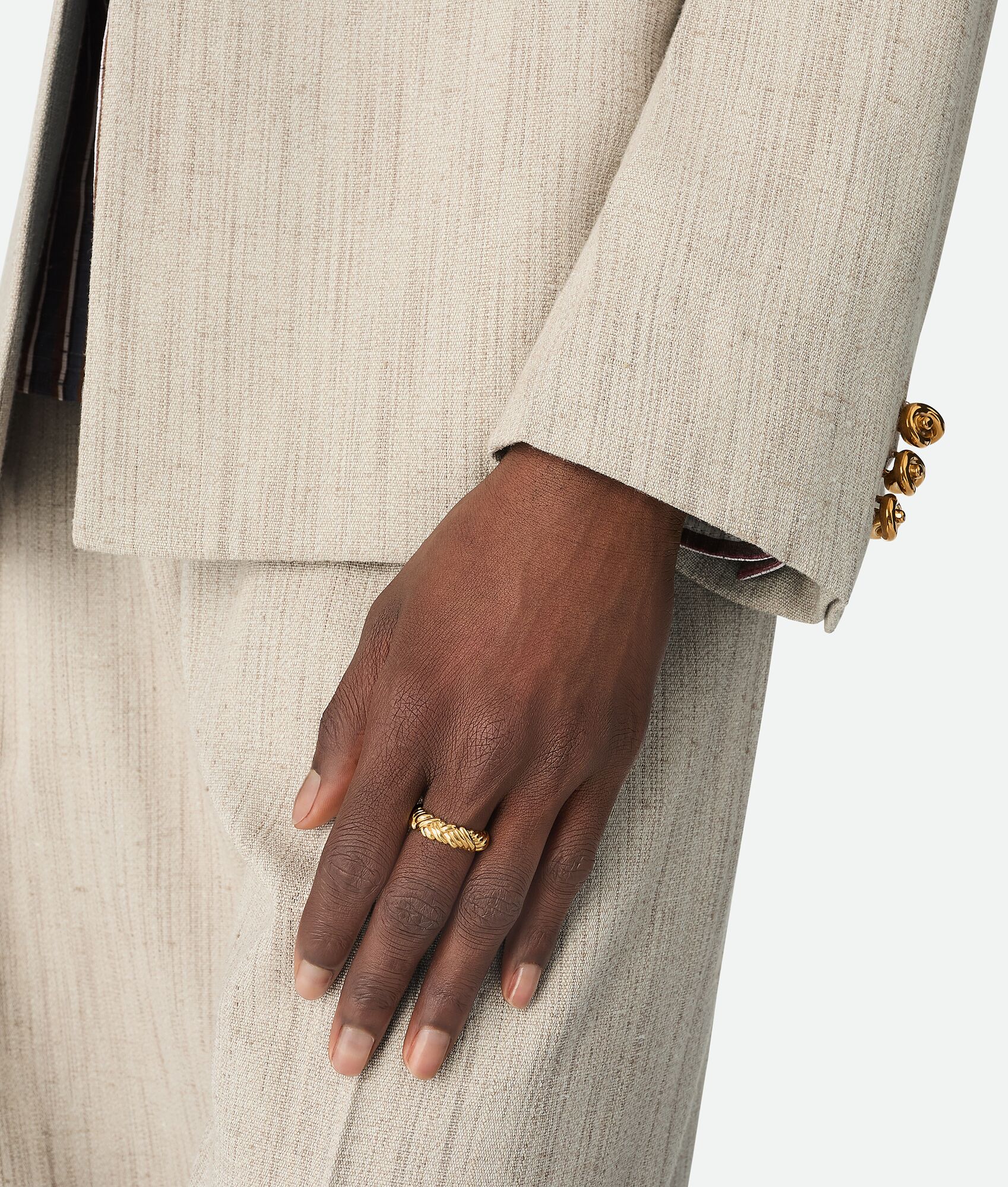 Bottega Veneta® Women's Intreccio Ring in Yellow gold. Shop online now.