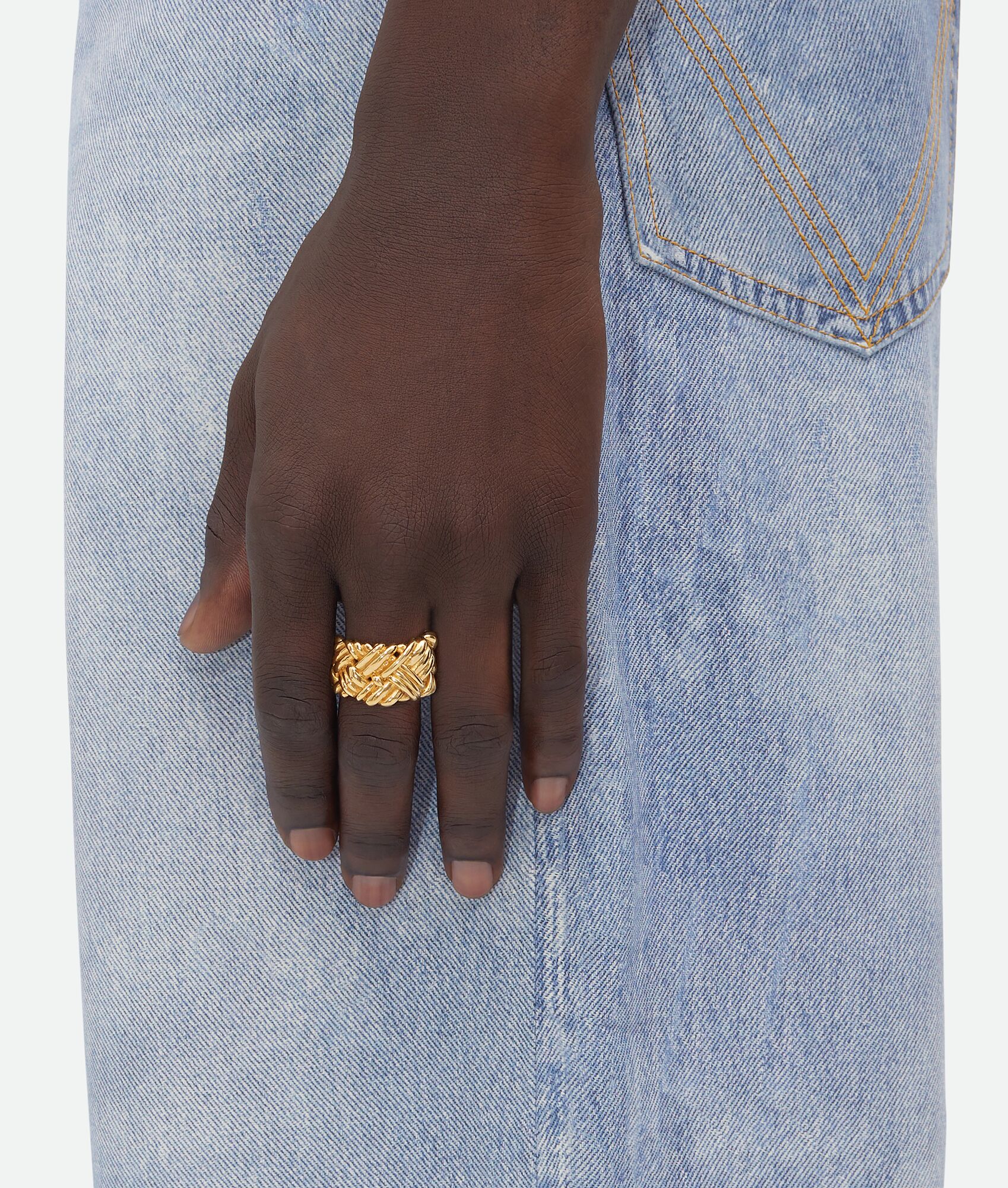 Bottega Veneta® Women's Intreccio Ring in Yellow gold. Shop online now.