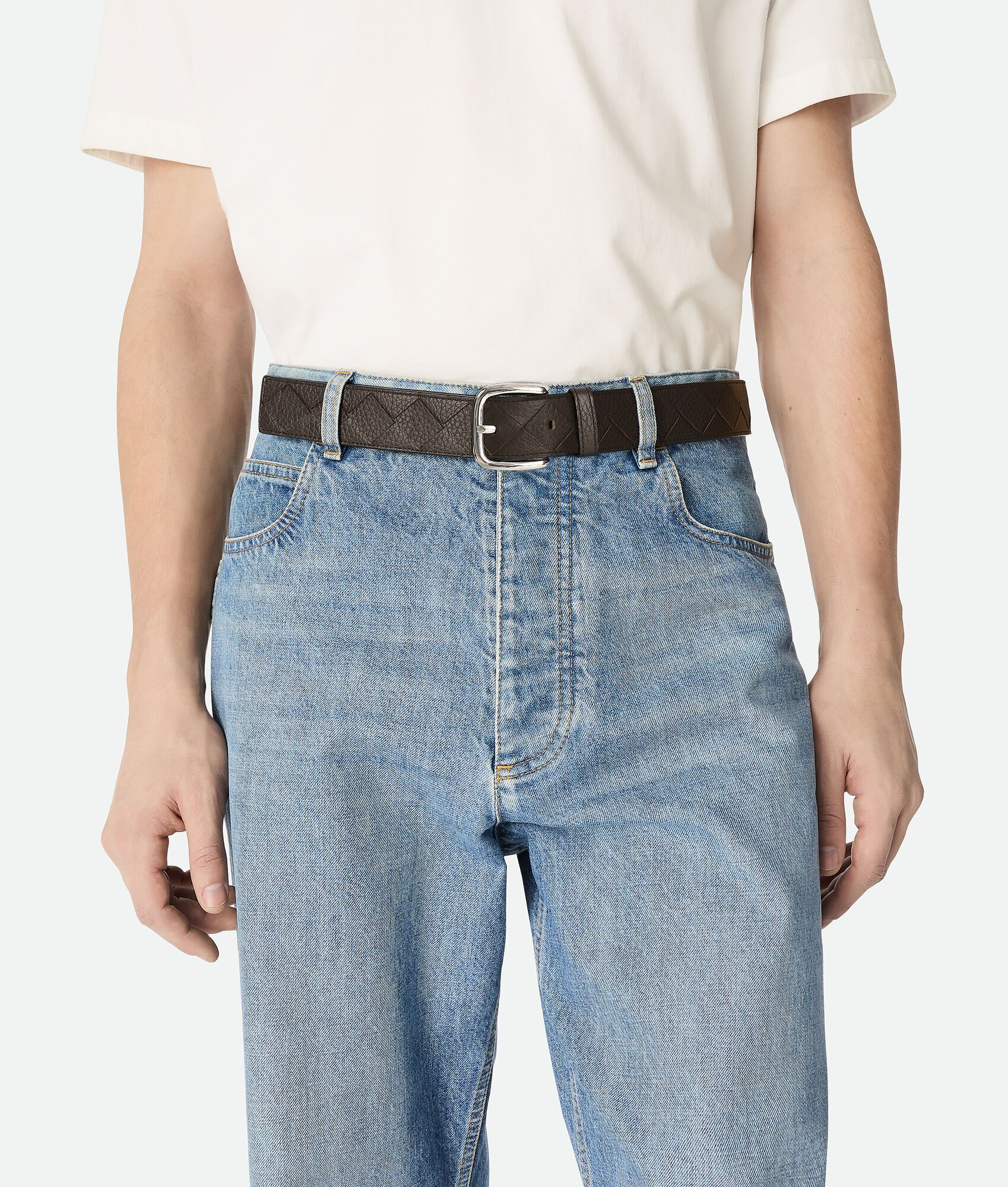 Men's Intrecciato Taurillon Belt in Fondant | Bottega Veneta US