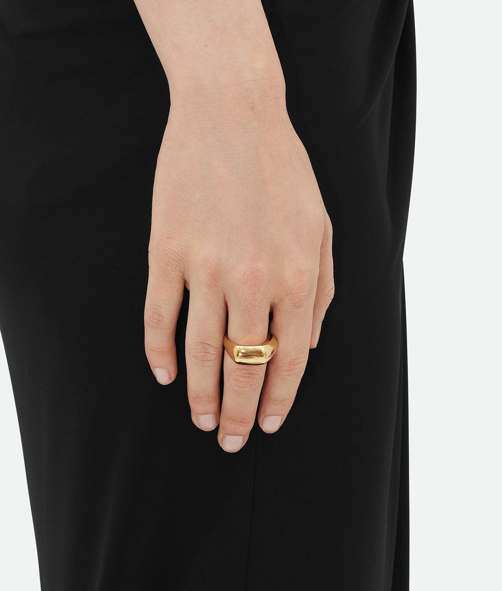 Small Fin Ring in YELLOW GOLD | Bottega Veneta® US